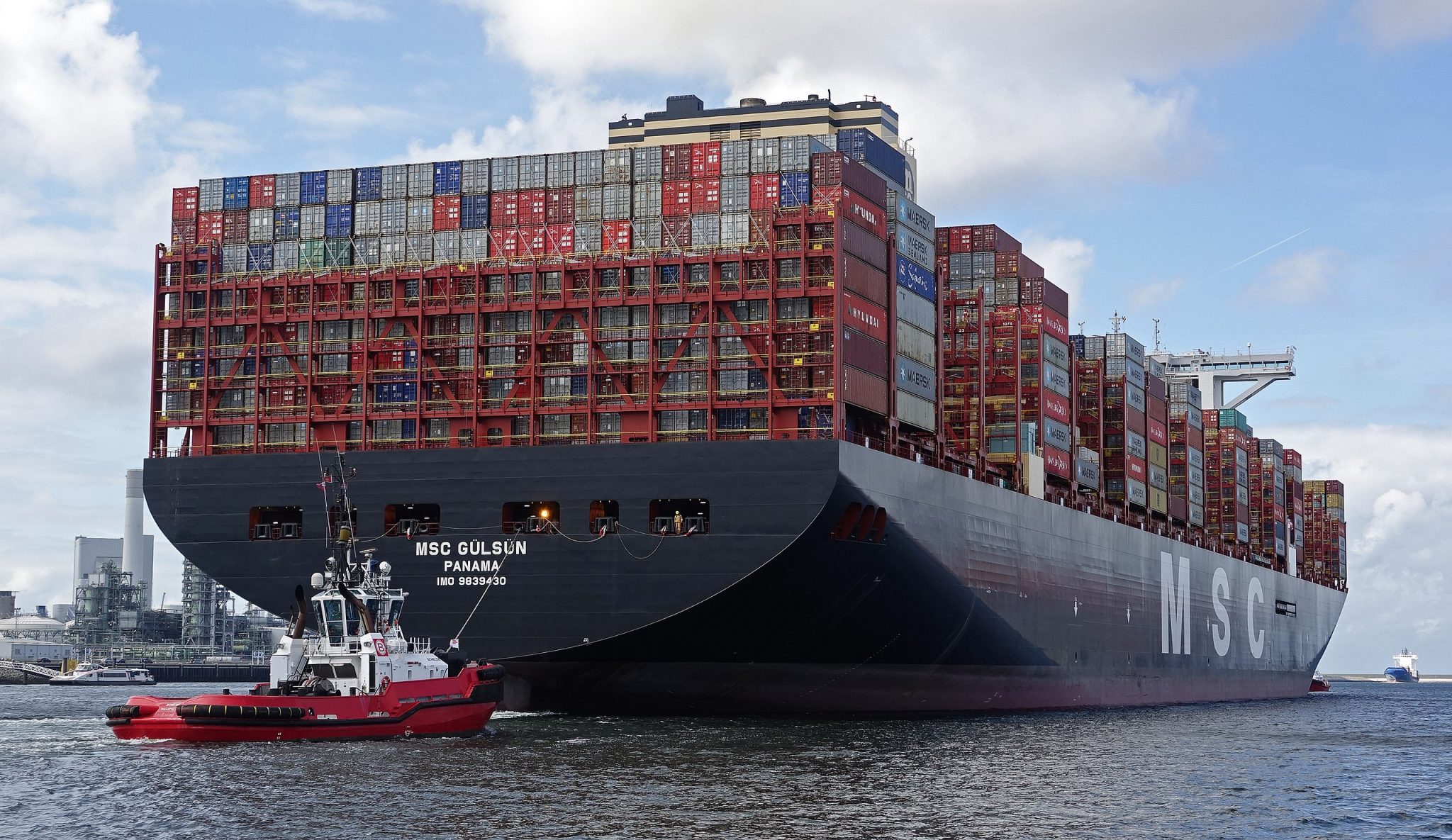 Top 10 Largest Container Ships in the World - INFINITE